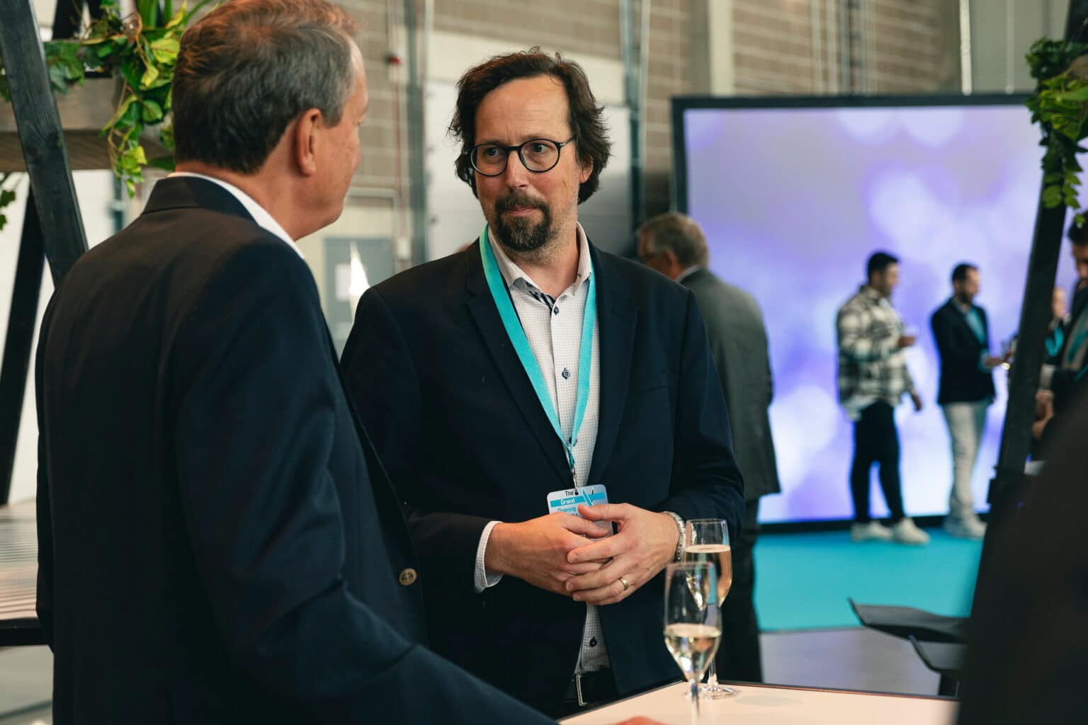 Elcogen launches new high-volume solid oxide fuel cell factory in ...