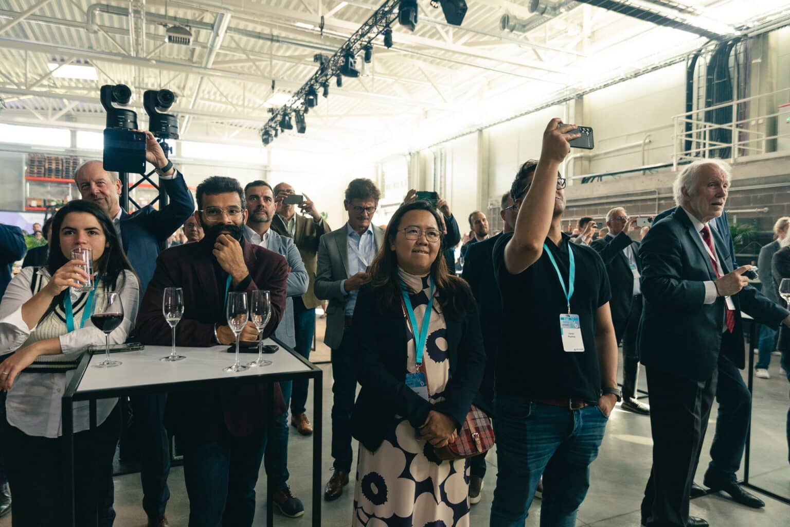 Elcogen launches new high-volume solid oxide fuel cell factory in ...