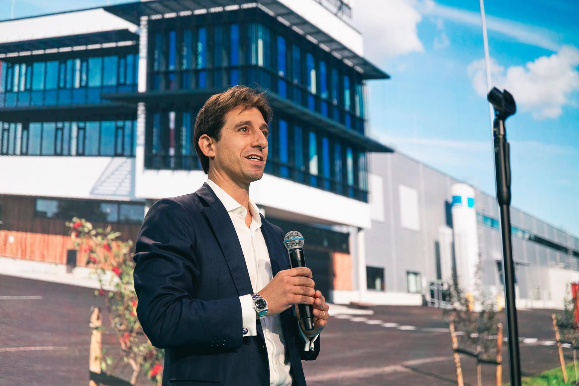 Elcogen launches new high-volume solid oxide fuel cell factory in ...